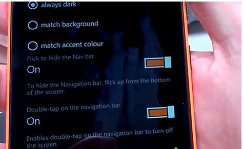 WP8.1 GDR2新特性：可通过双击导航键锁屏 - 黑云一键重装系统网